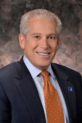 Expert to outline threats to photographers' freedom at noon Wednesday ...