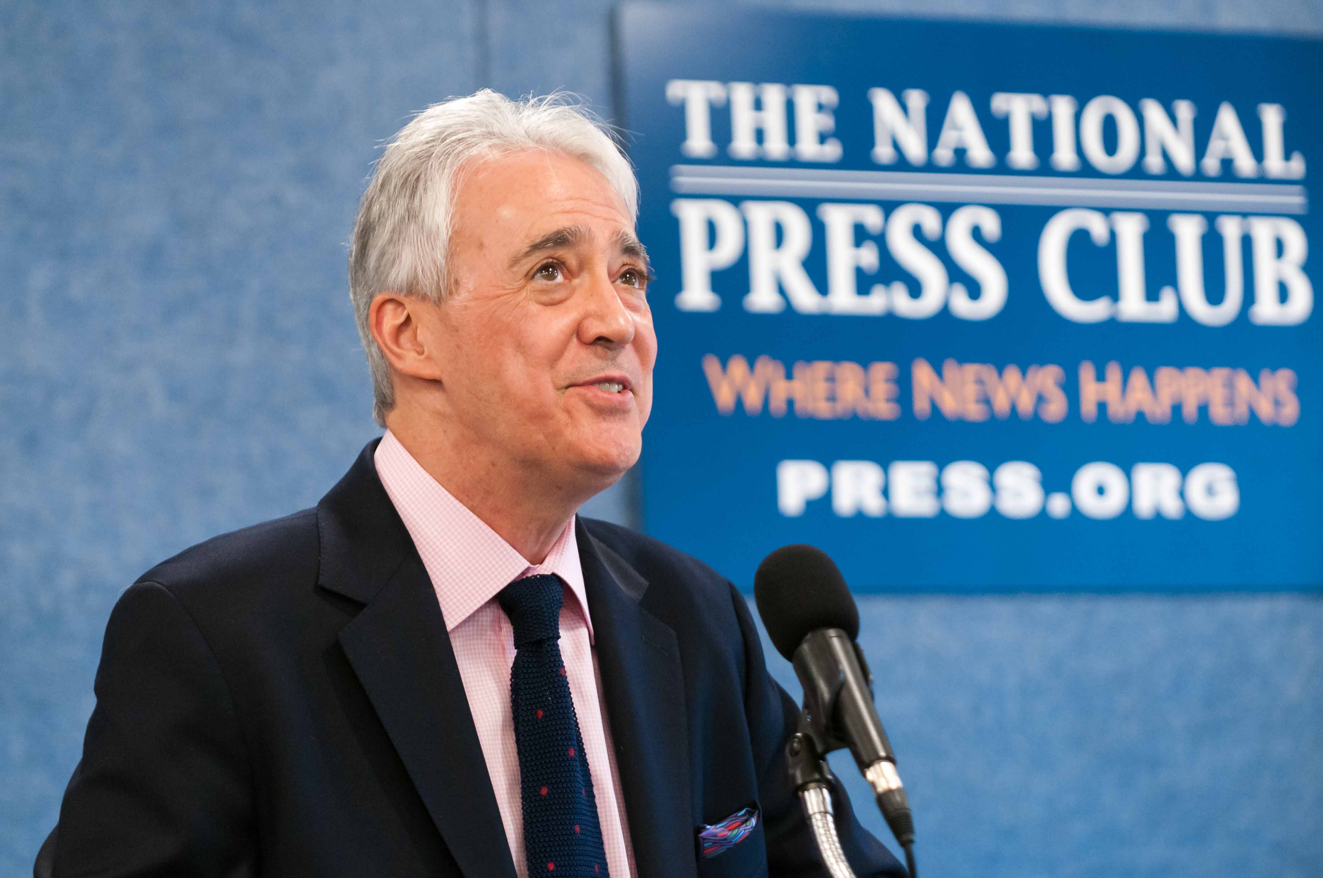 Last words of his mother, and Tweeting the moment, inspires Scott Simon ...