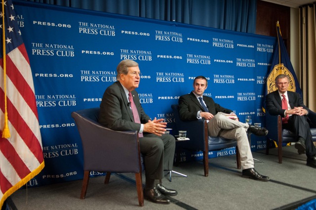 Former Senators Daschle and Lott debut book at NPC Book Rap | National ...